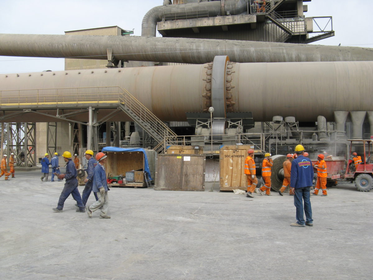 Four de cimenterie, four rotatif cimenterie - Secatherm, spécialiste du ...